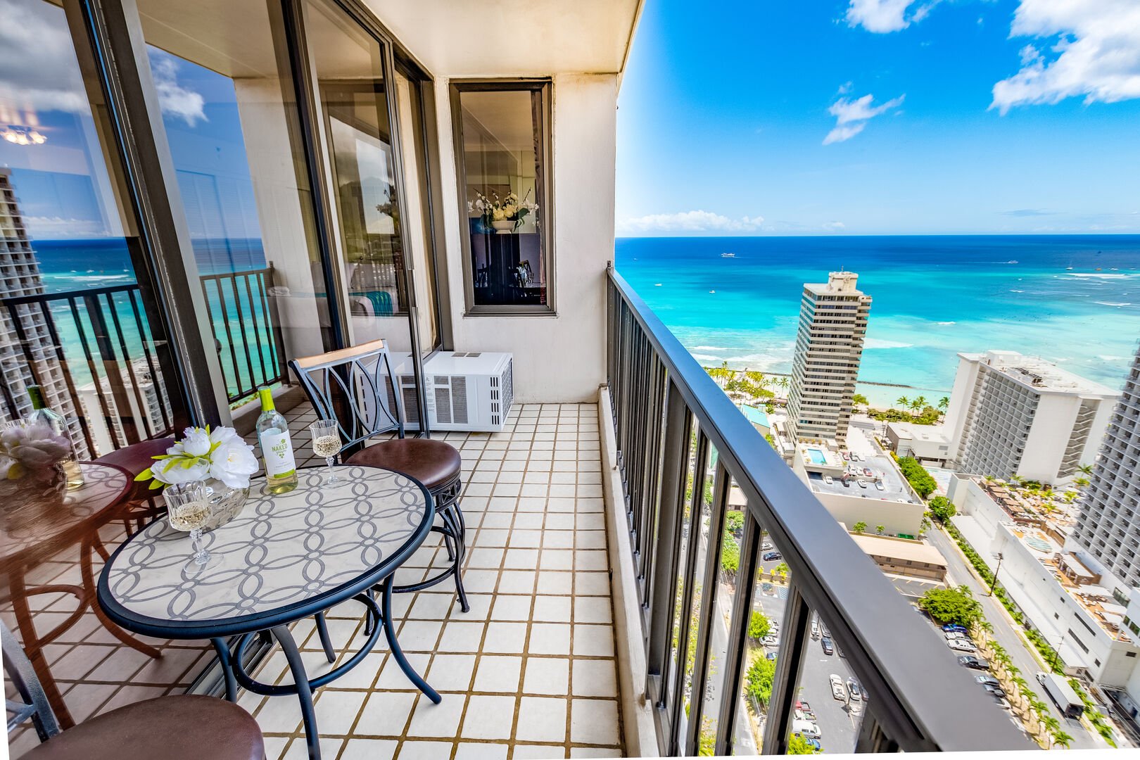 Guests - Midway Vacations